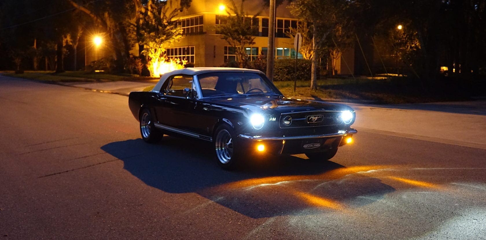 Revology Cars - Brand-New Reproduction Classic Mustang