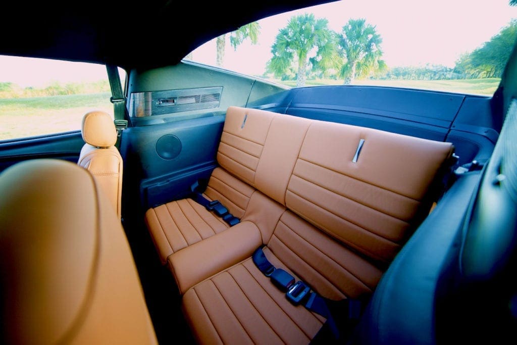 1968 Mustang GT 2+2 Fastback - Revology Cars